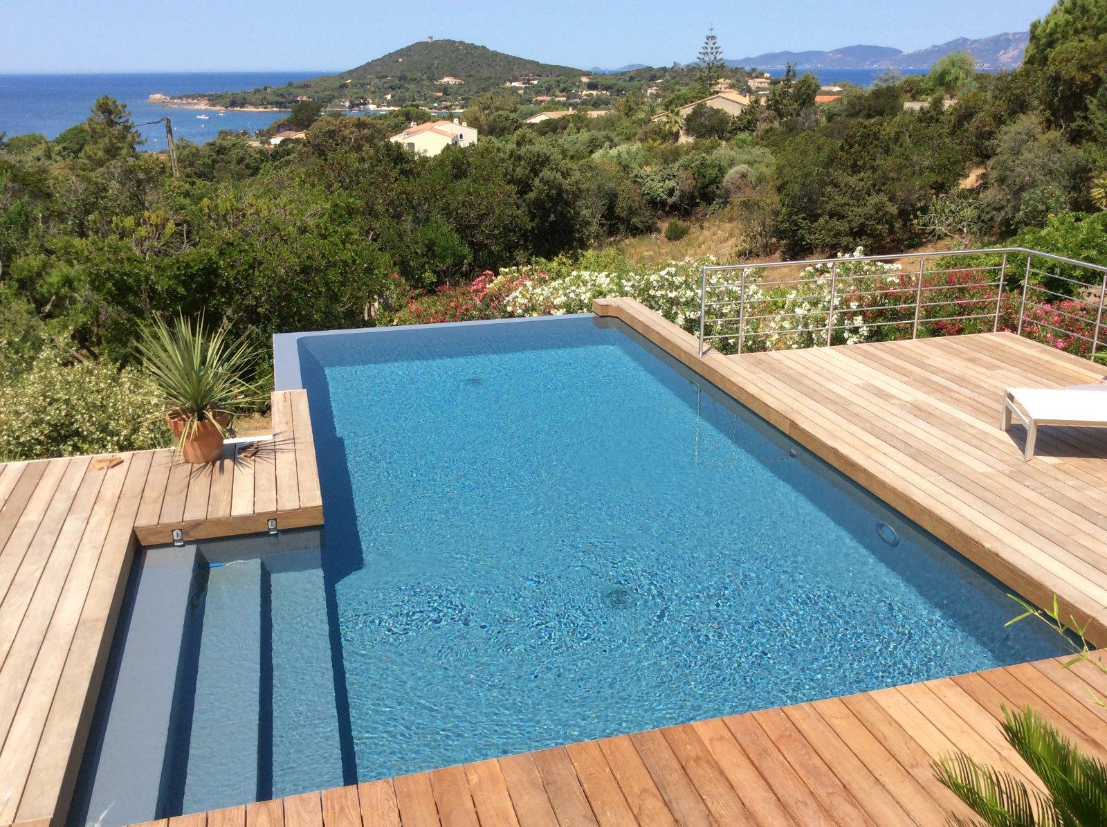 Photos de construction de piscines à Ajaccio par Ajaccio Piscines