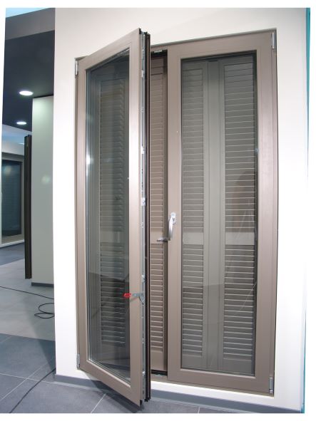 Κουφώματα αλουμινίου, Κερατσίνι | ΓΙΑΝΝΑΚΟΠΟΥΛΟΣ all4door