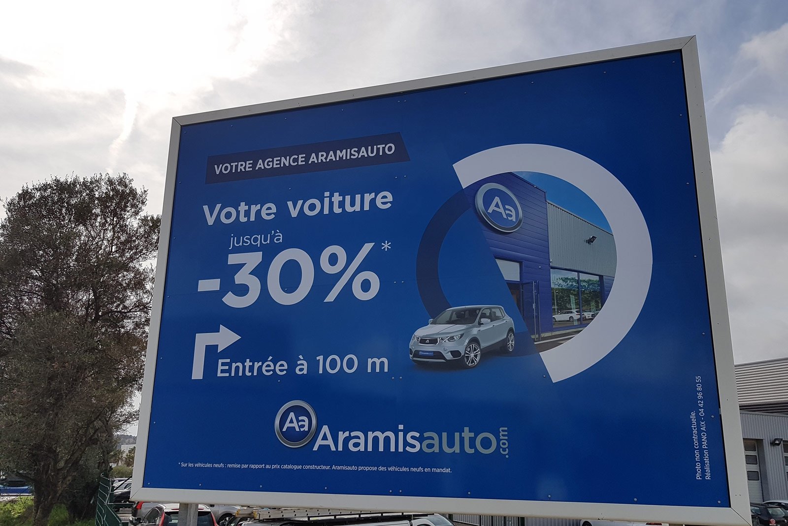 Totems publicitaires et panneaux d'affichage à Aix-en-Provence