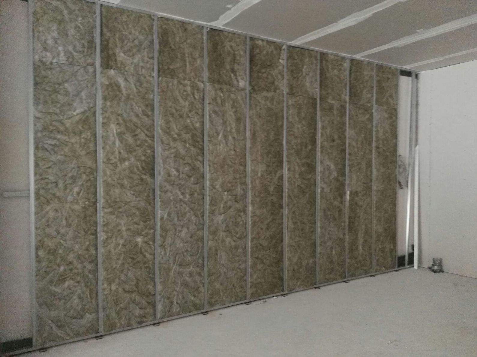 Soluciones para el ruido en Almería | Acoustic Drywall