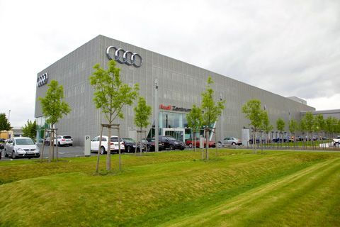 Berlin Adlershof AUDI Zentrum