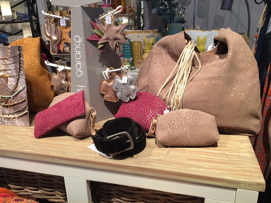 Objets de décoration, bijoux, accessoires de mode à Besançon