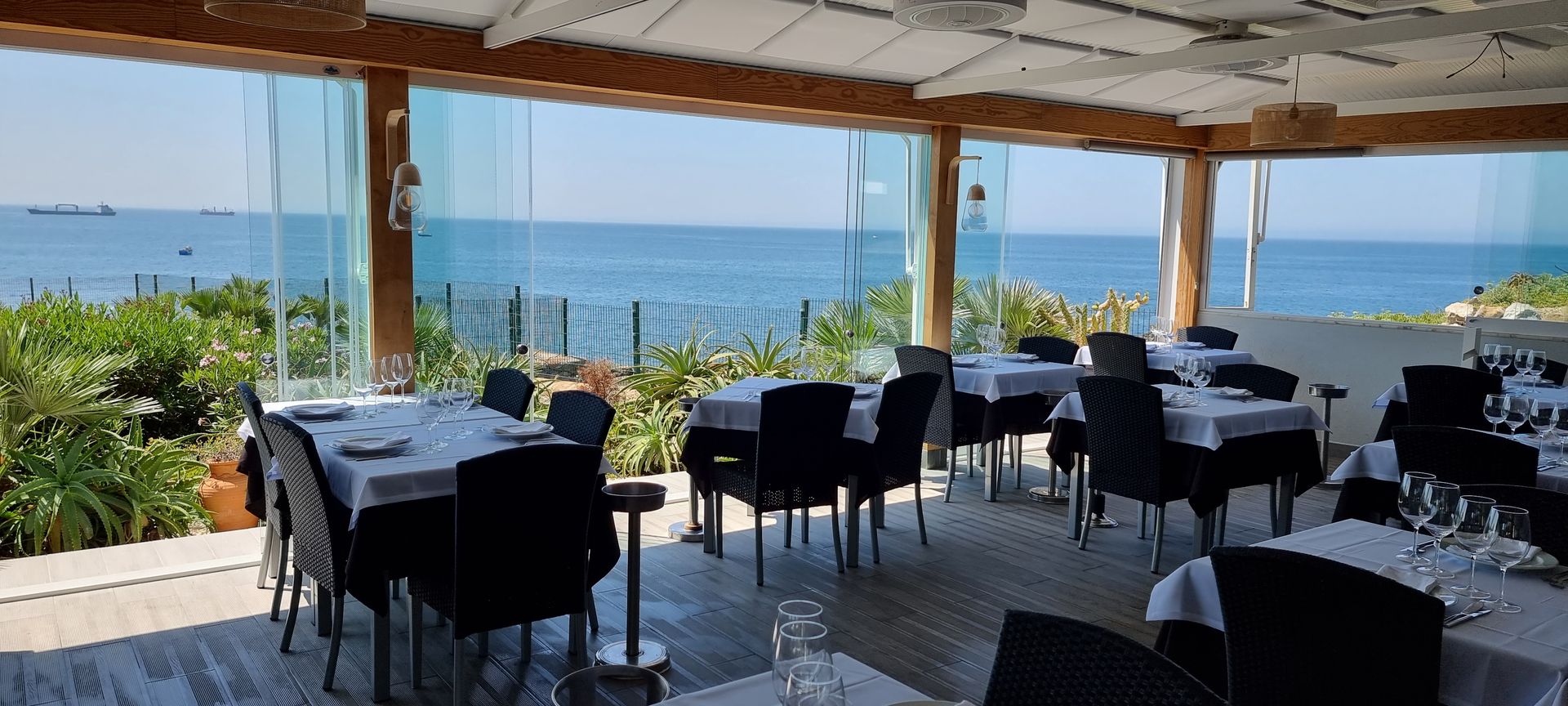 Gallery – Shellfish in Cascais | Mar do Inferno