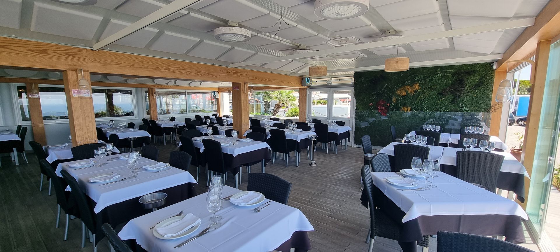 Gallery – Shellfish in Cascais | Mar do Inferno