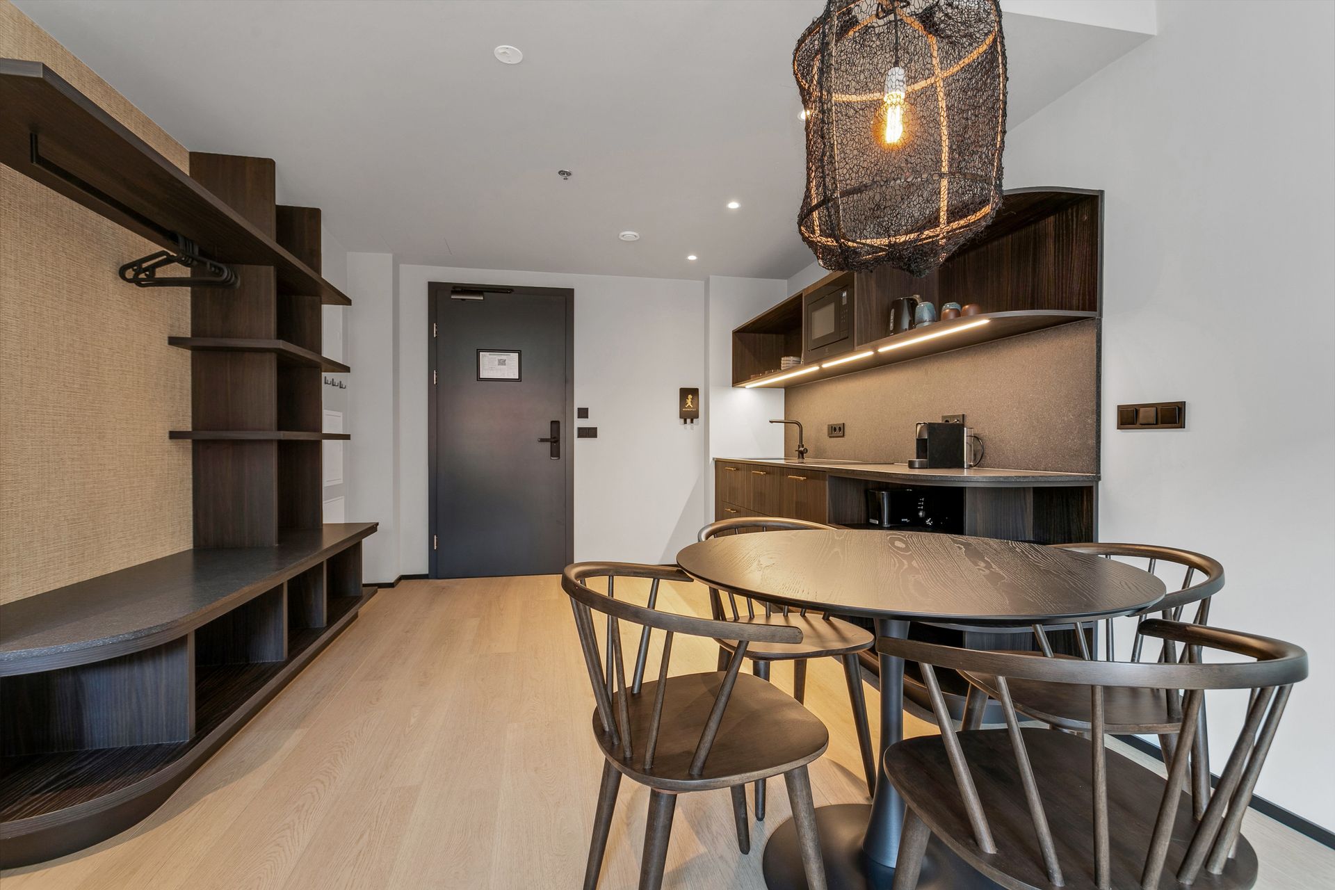 Strand Hotel apartments