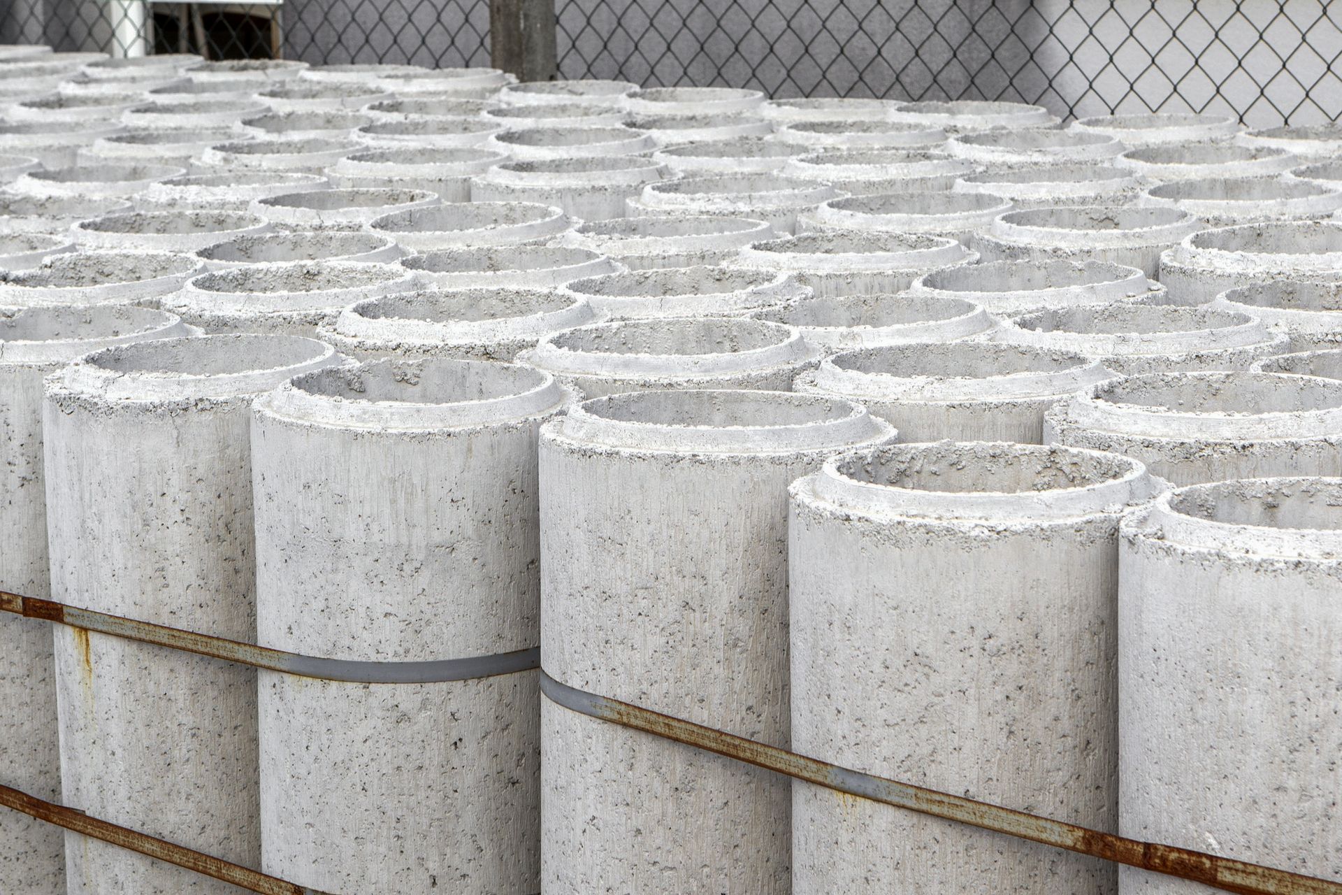 Vente buse de béton et parpaing à Pau - Contactez-nous