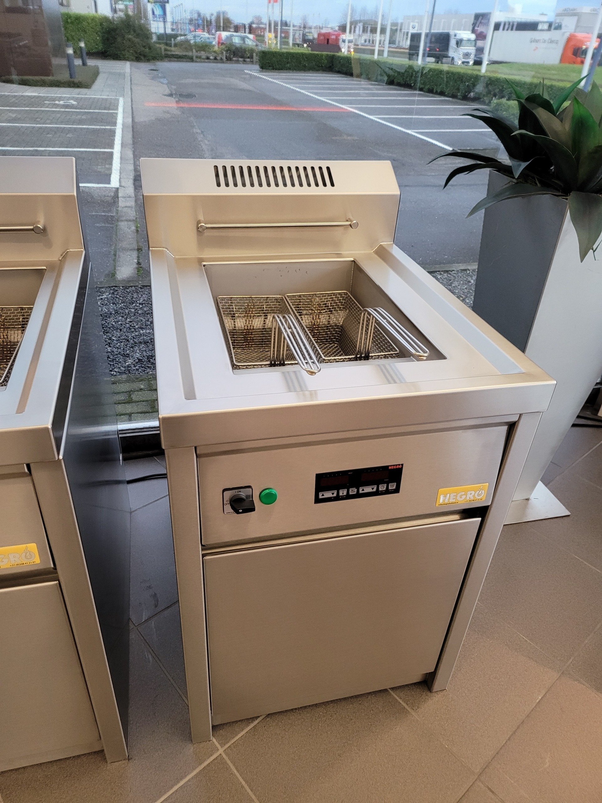 Hegro bakwanden en frituurapparatuur - NYS Machinery