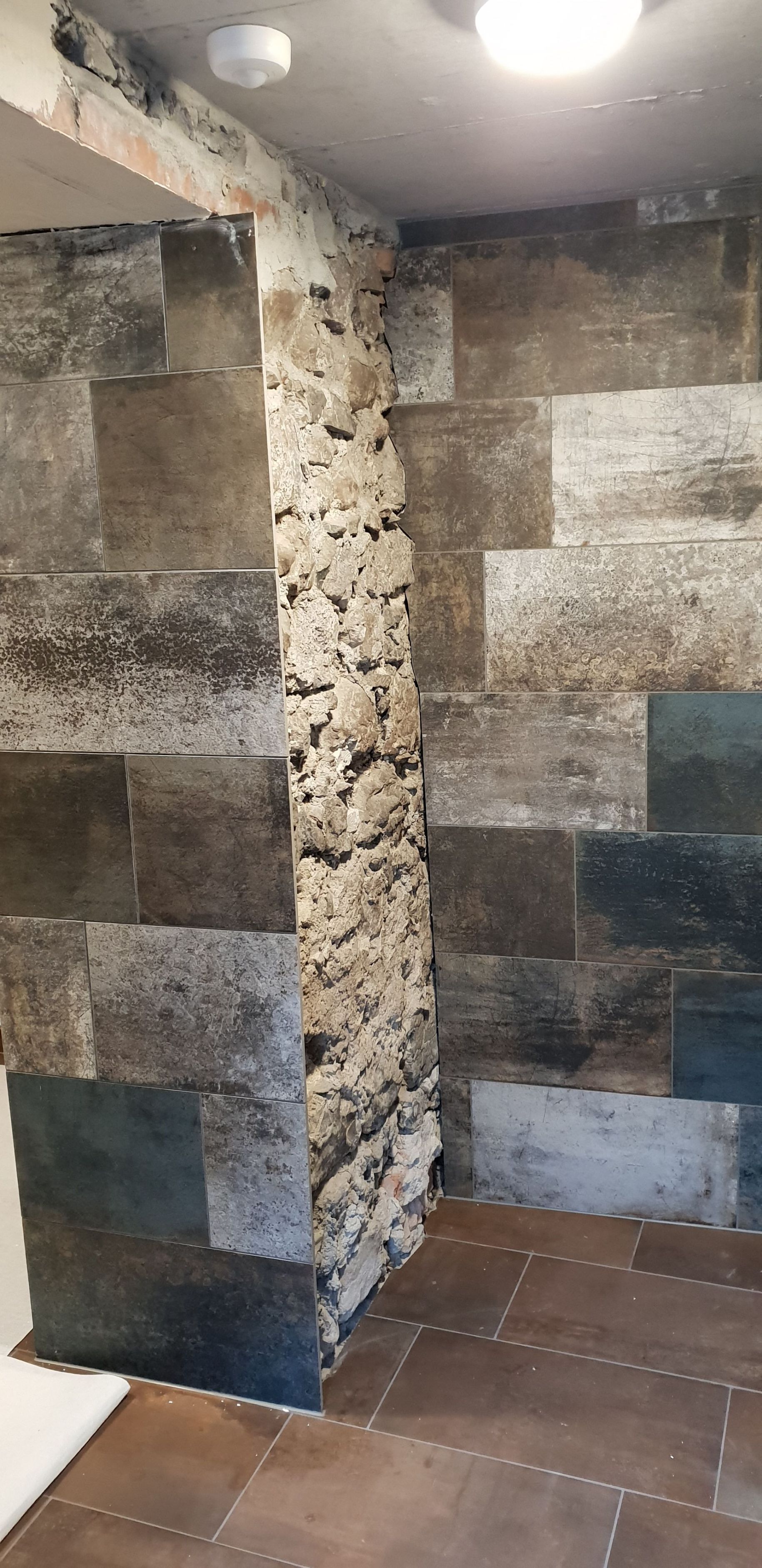 Rauner AG Plattenbeläge + Chemineebau - Galerie - Netstal (Glarus)