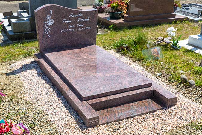 Construction de caveau funéraire près de Mont-de-Marsan