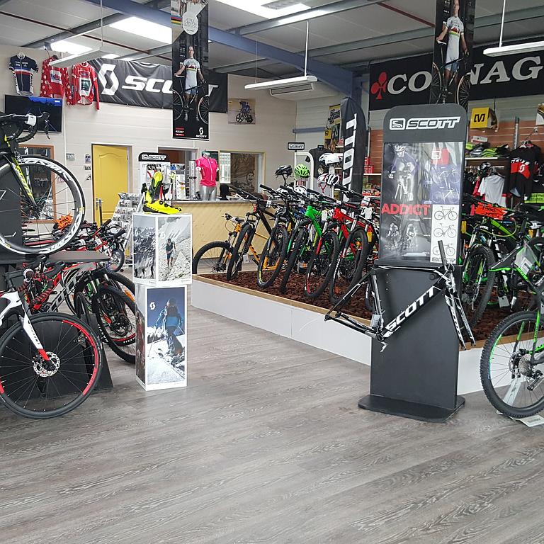Cycles Pineau - Tout l'équipement du cycliste à Saint-Junien