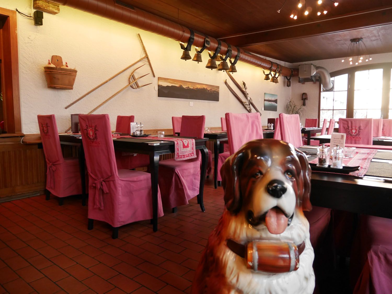 Restaurant Krebs in Interlaken - Chässtübli, Bar & Terrace