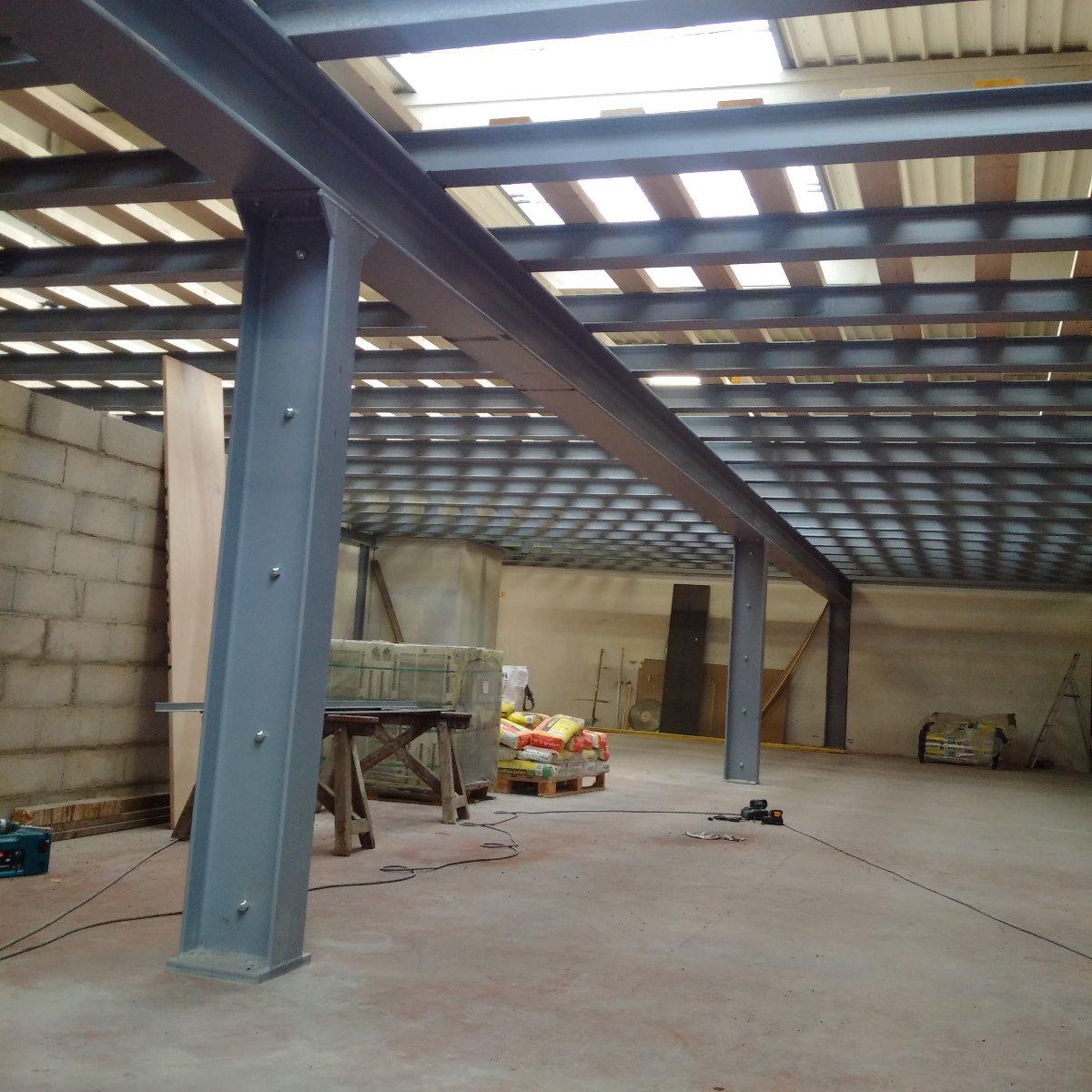 Renforcement de structure métallique par notre équipe à Montreuil