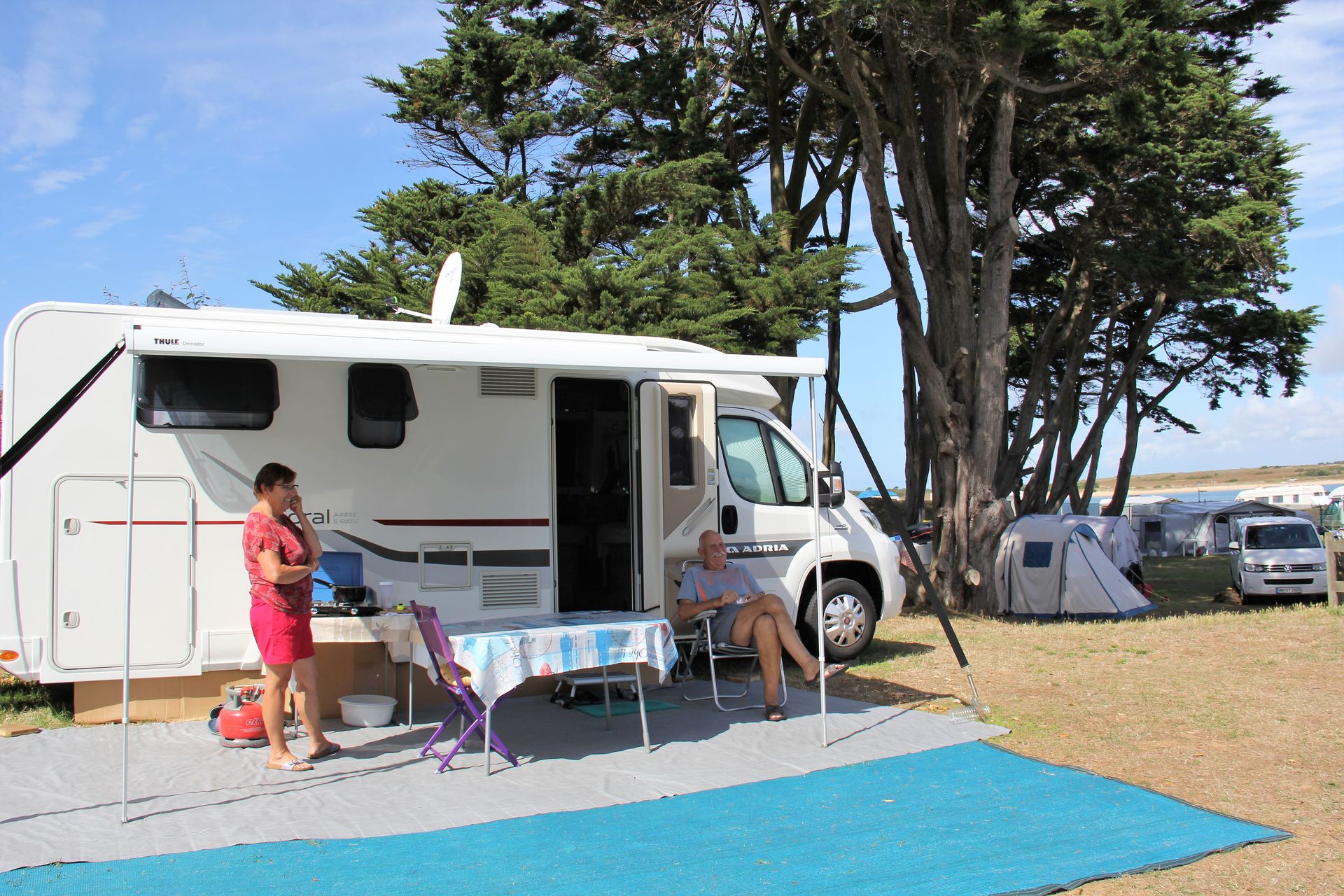 Réservez vos vacances : tente, caravane et camping-car à Étel