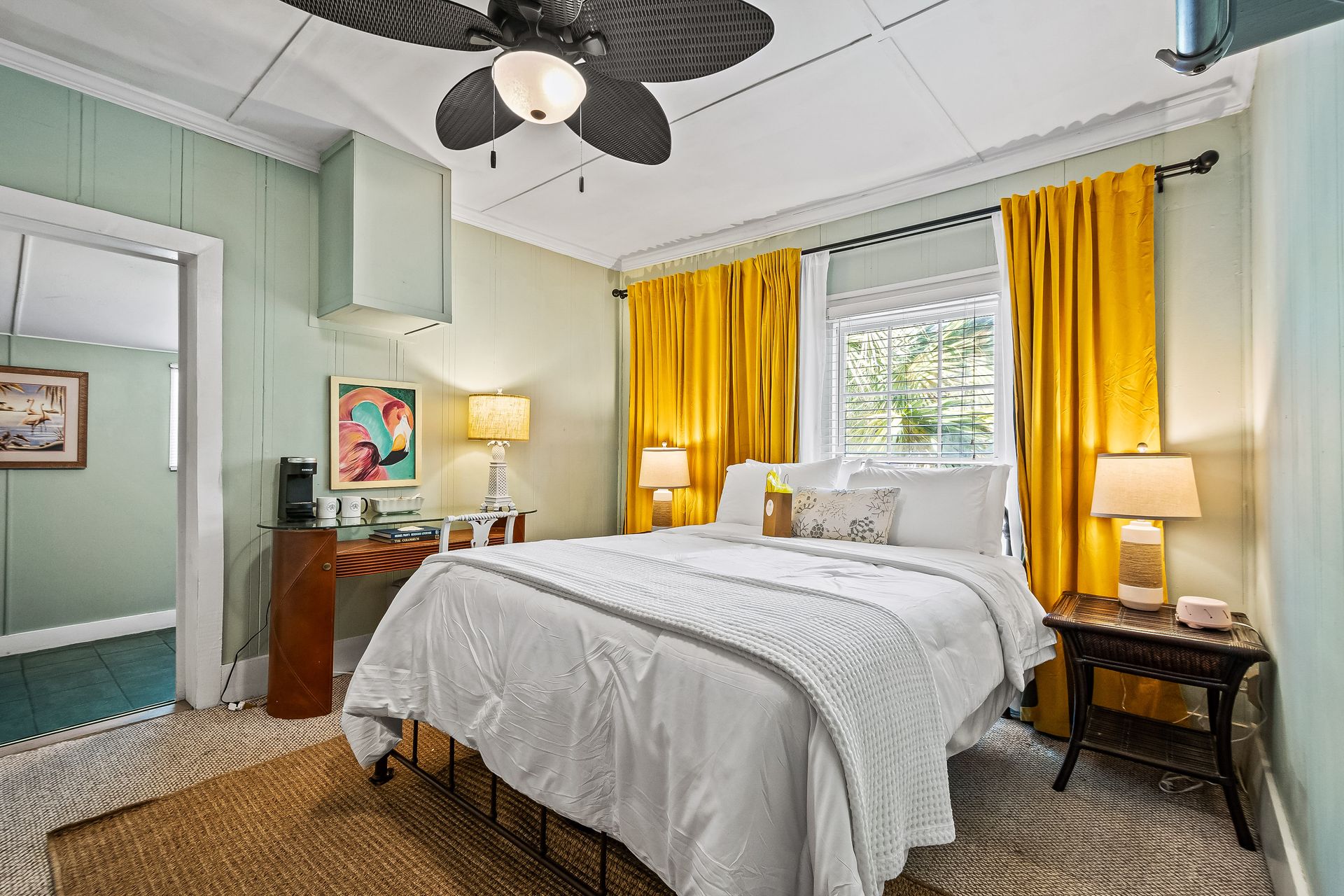 Hotel Suites | The Old Carrabelle Hotel | Forgotten Coast