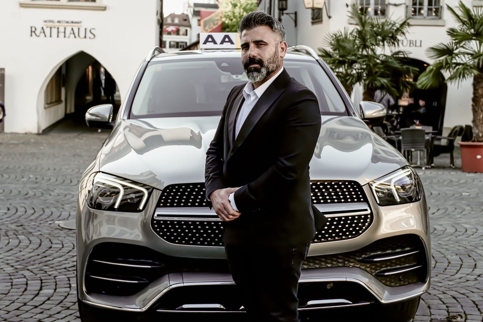 Flughafentransport, Limousinenservice – AA Taxi Thun