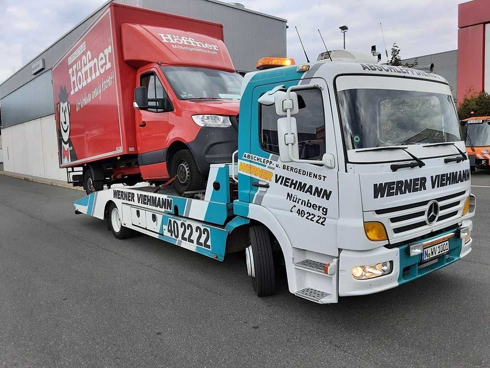 Abschleppdienst - Bergedienst in Nürnberg - Werner Viehmann Abschleppdienst & Autokranbetrieb