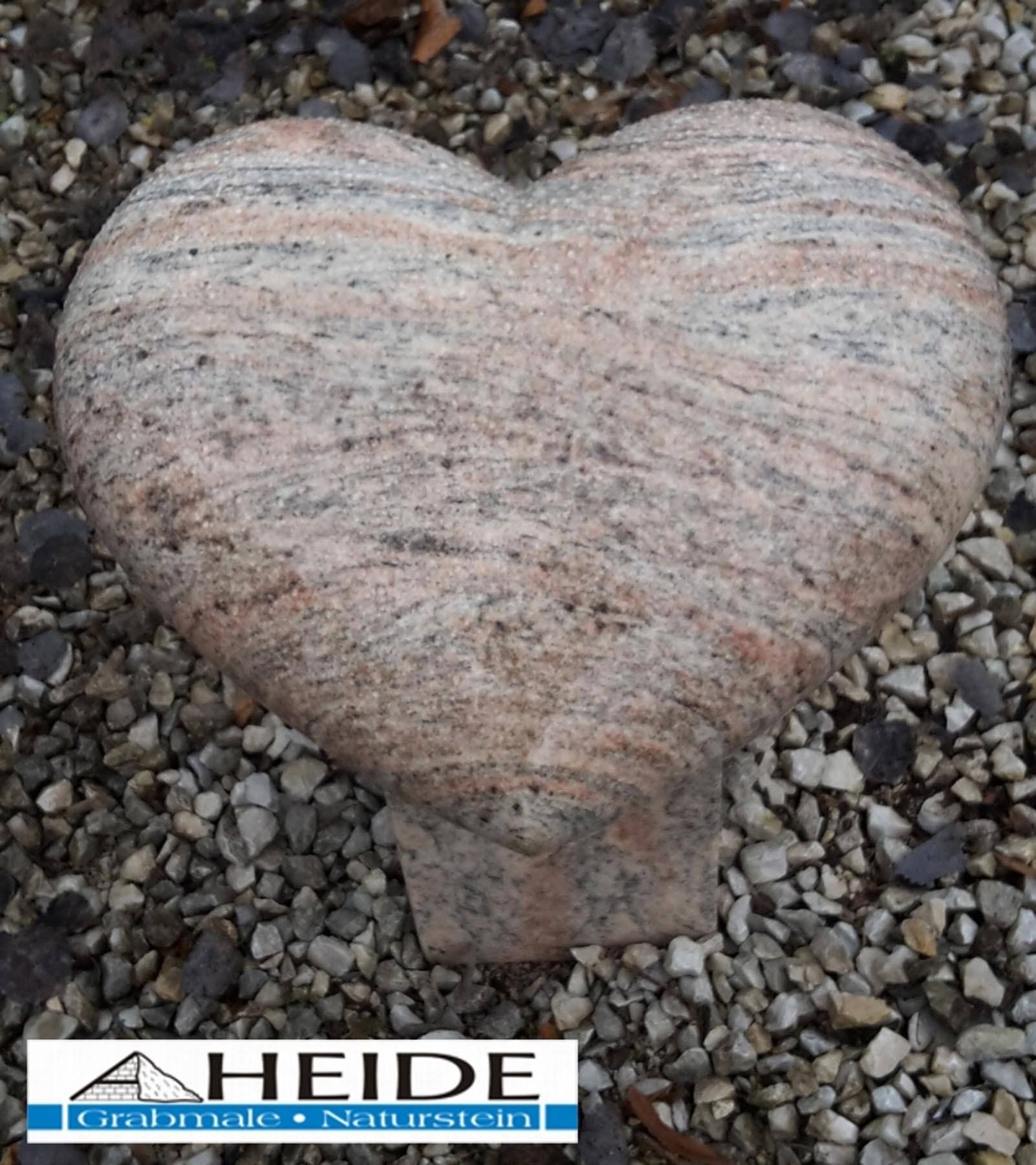 Grabstein kaufen in Nürnberg | Grabmale Heide