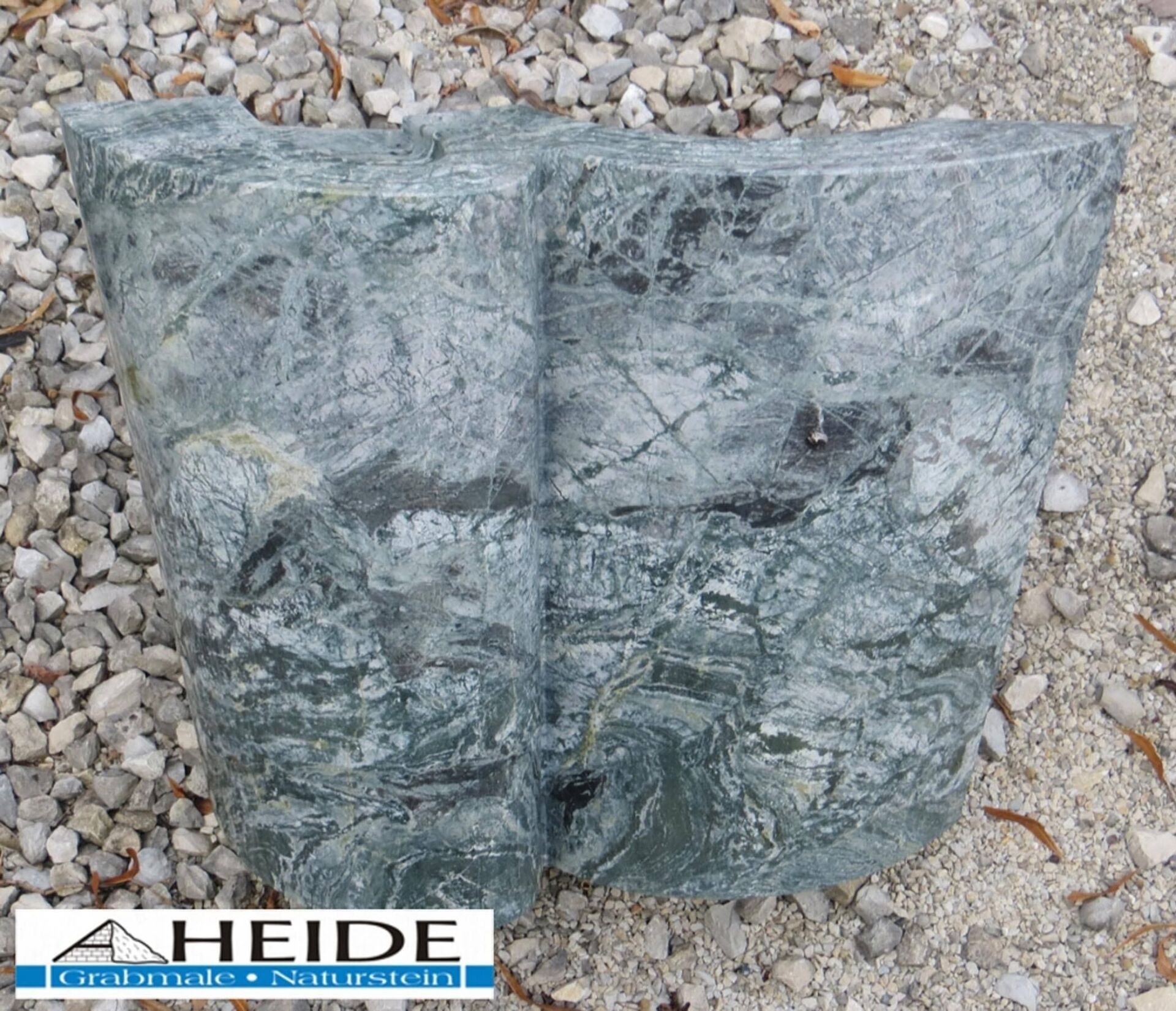 Grabstein kaufen in Nürnberg | Grabmale Heide