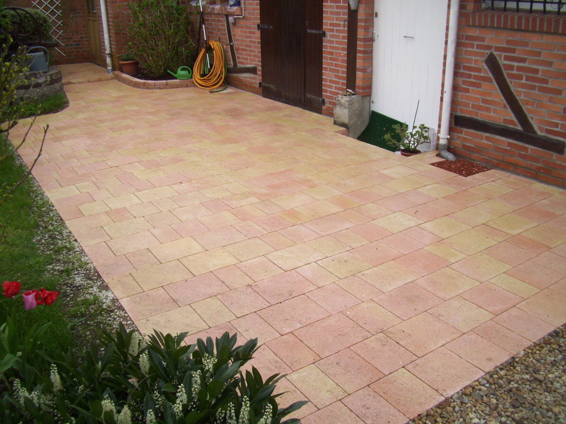 Photos de conceptions sur mesure de clôtures alu, PVC et alu