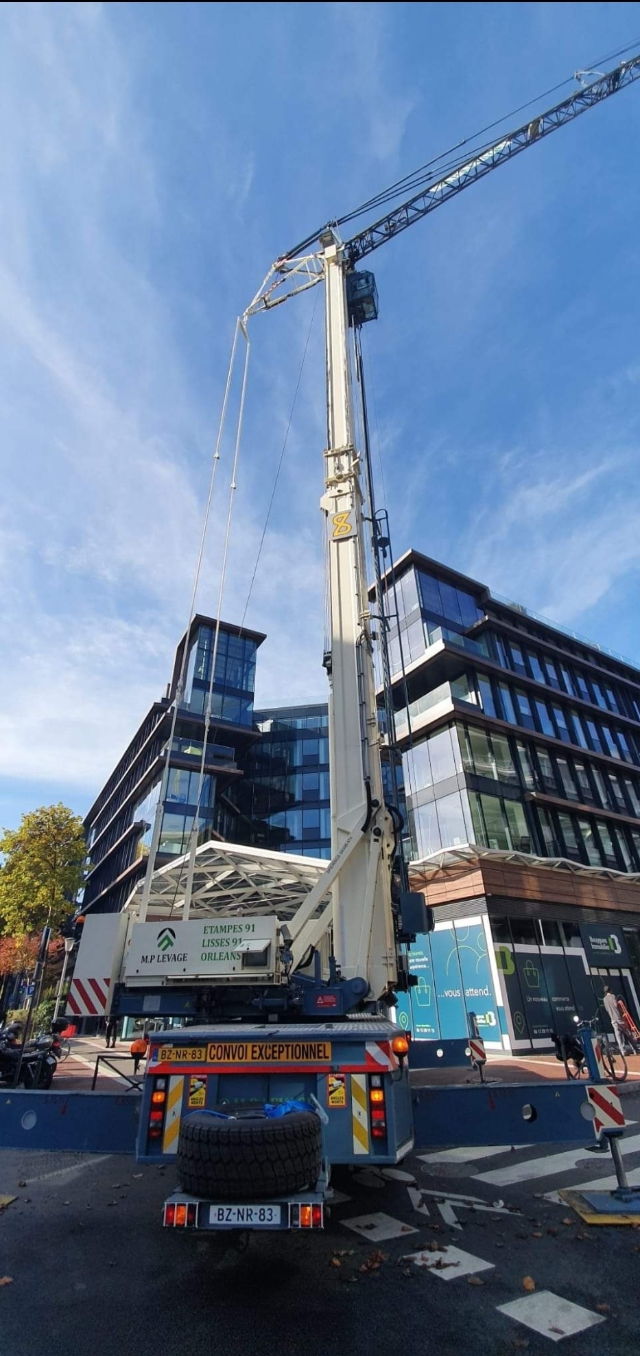 Location de grue mobile, araignée et électrique à Étampes