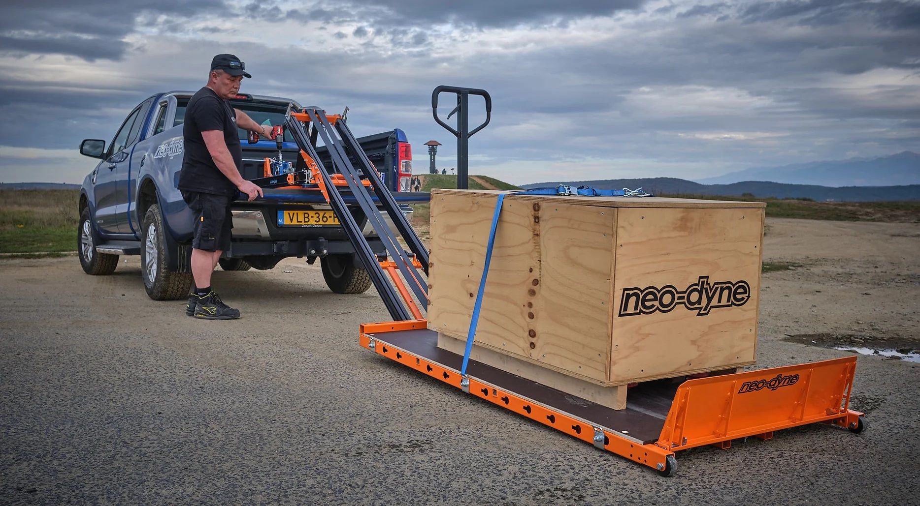 Neo-Dyne-lastausrampit moottoripyörille | Carvista | Lohja