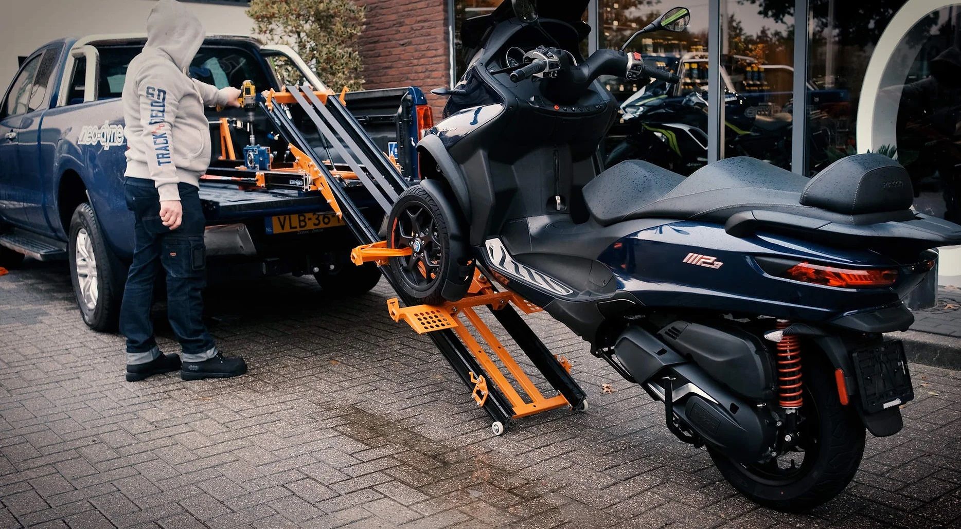 Neo-Dyne-lastausrampit moottoripyörille | Carvista | Lohja