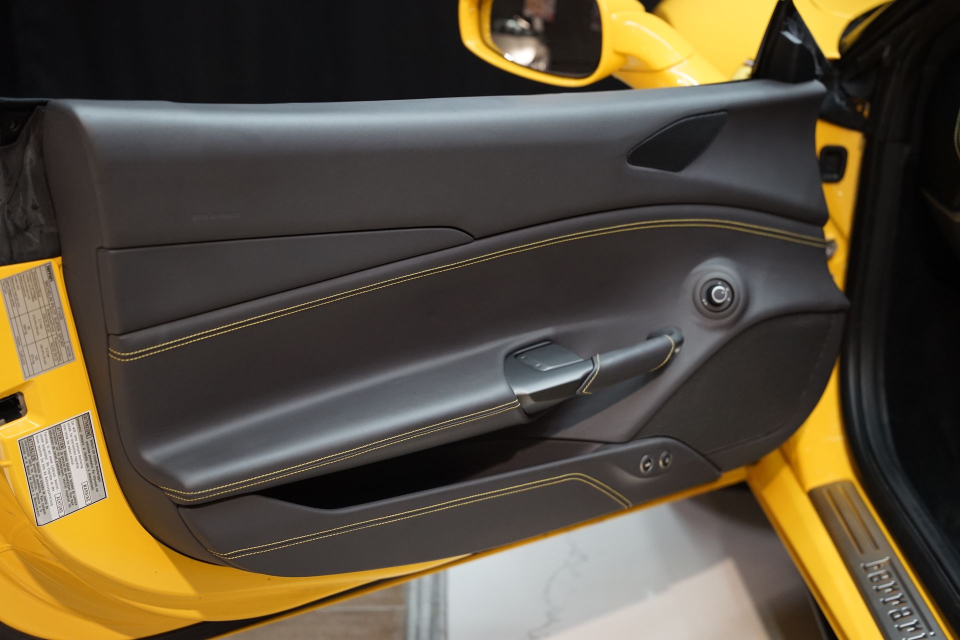 FERRARI 488 SPIDER V8 3.9L BITURBO 670CH