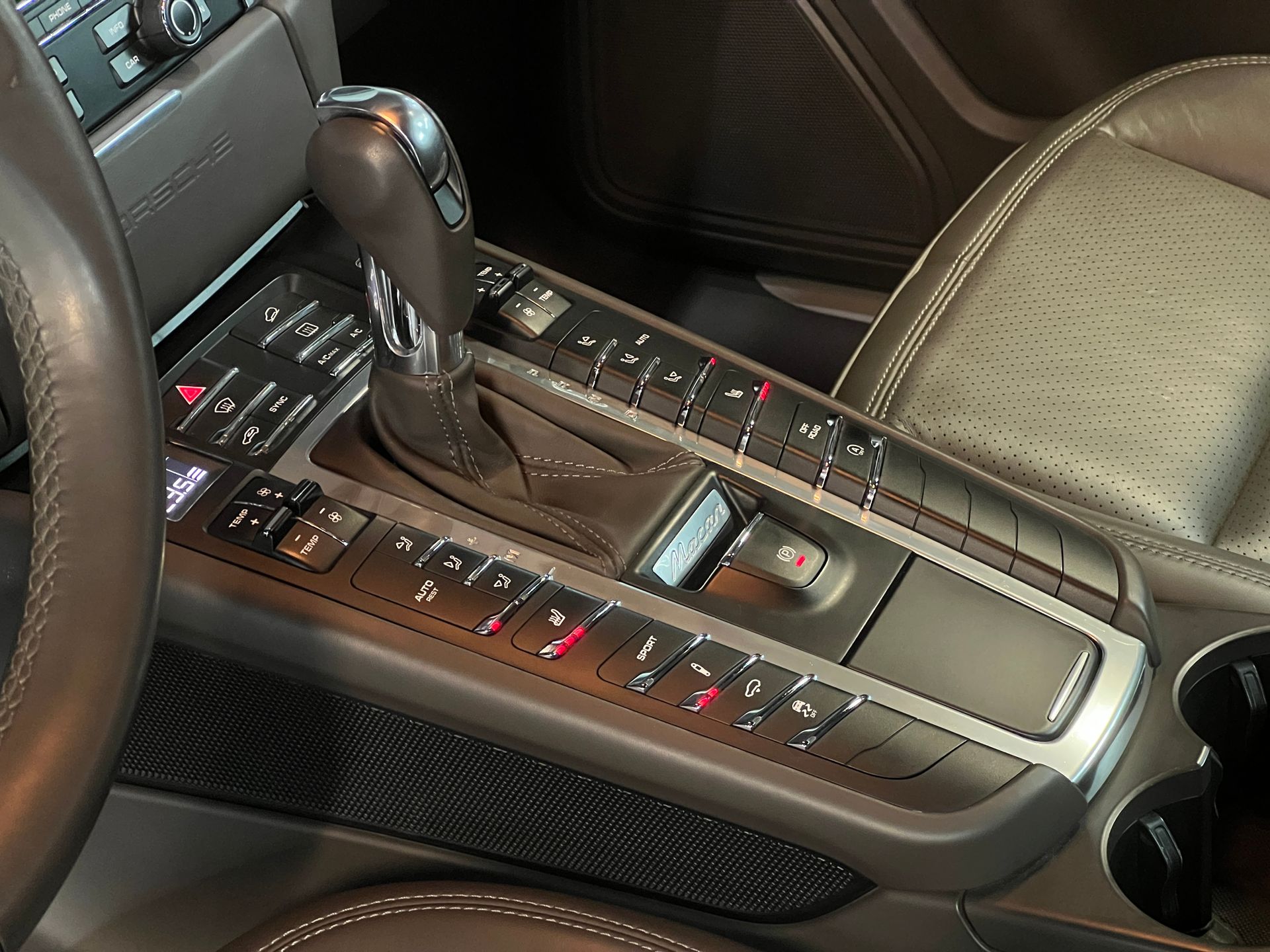 PORSCHE MACAN S DIESEL 3.0 V6 258ch