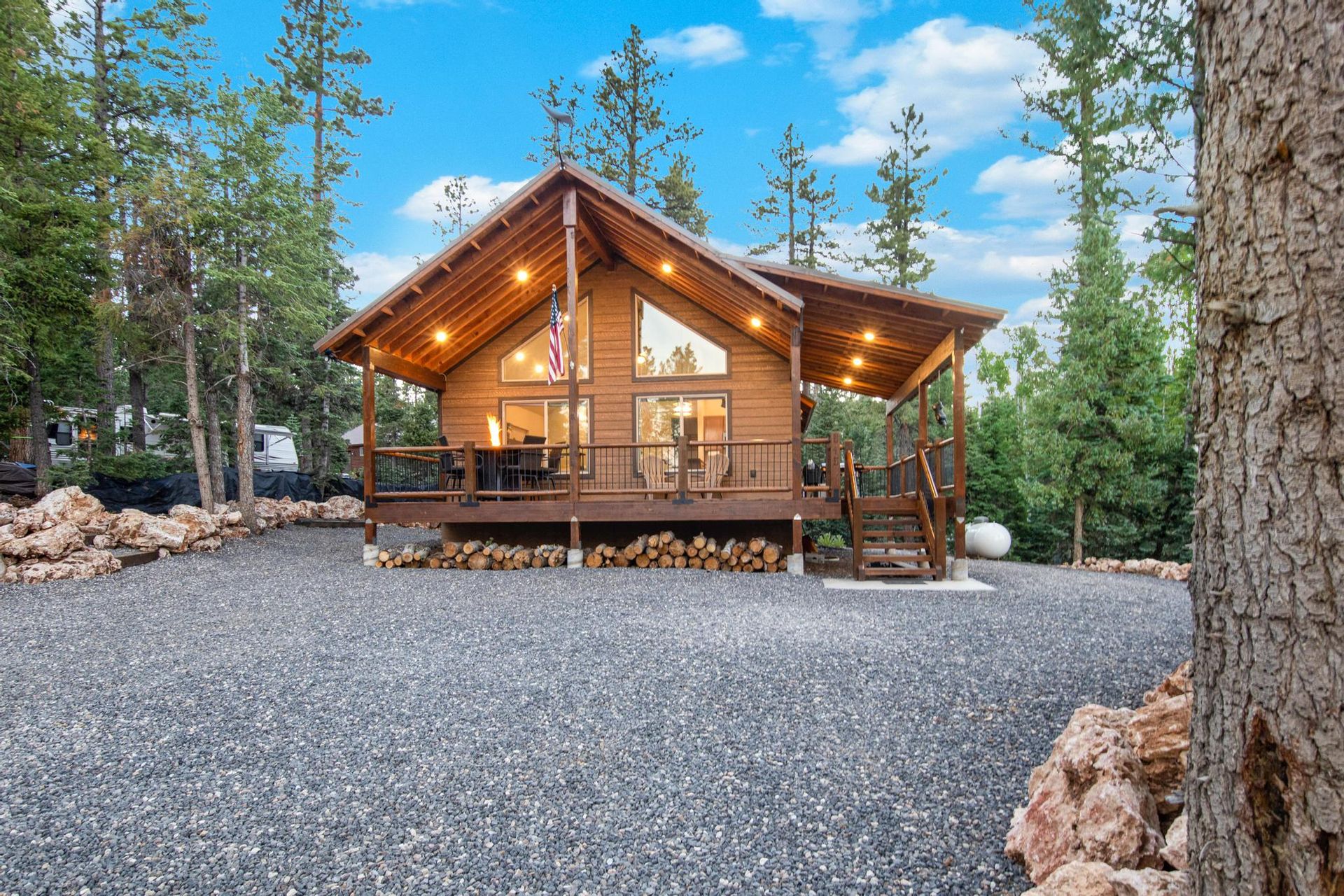 Cabin rentals in Duck Creek, Utah.