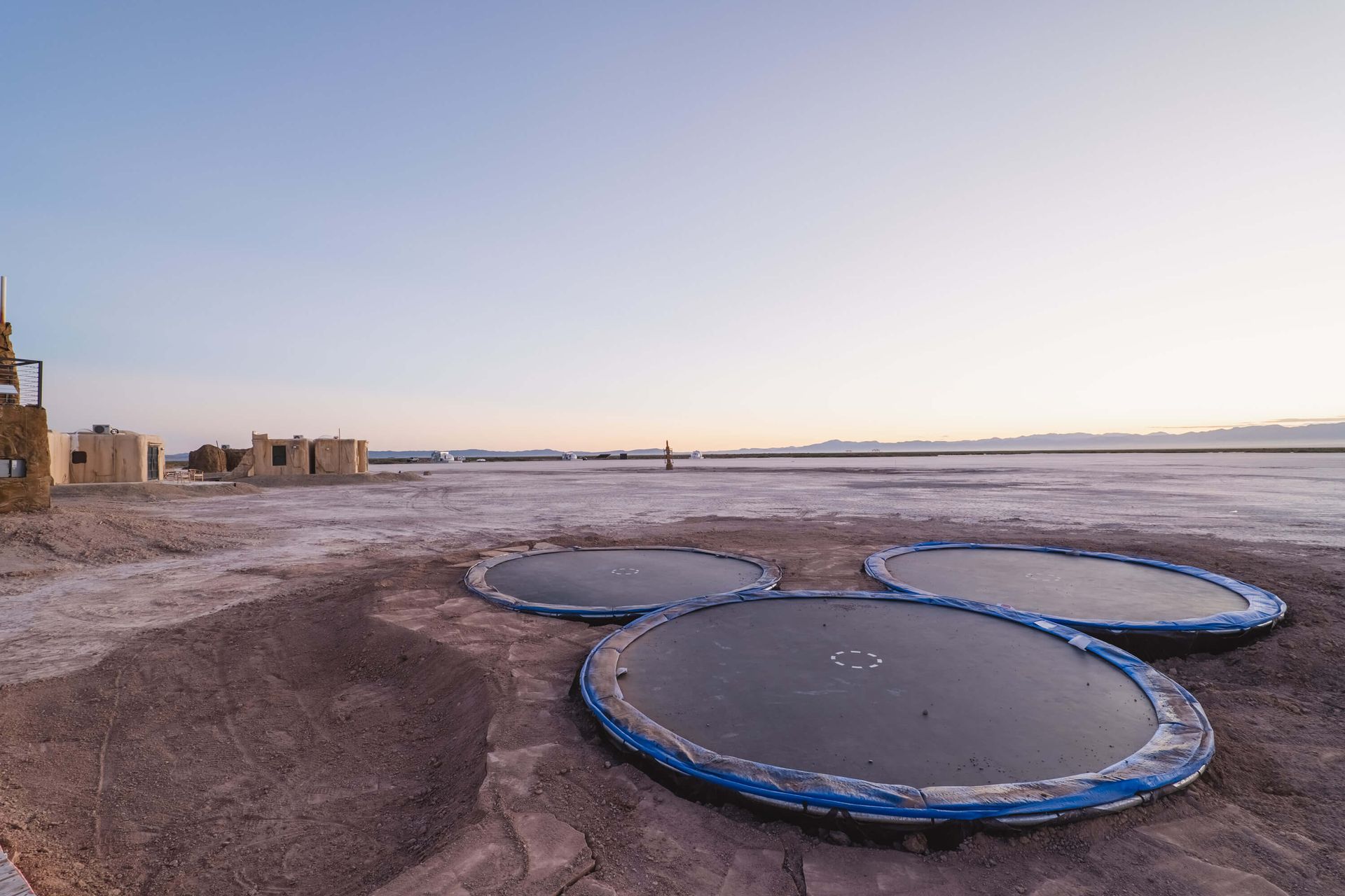 HOME [outpost-x.com]