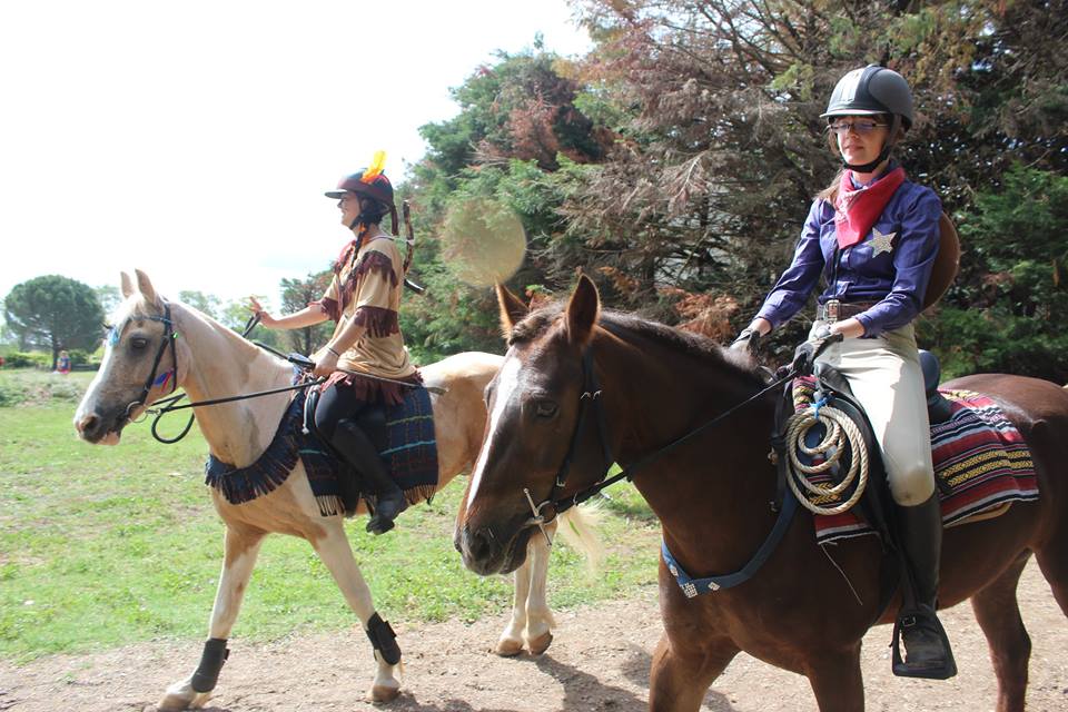 Découvrez les activités du centre équestre, en images à Pézenas