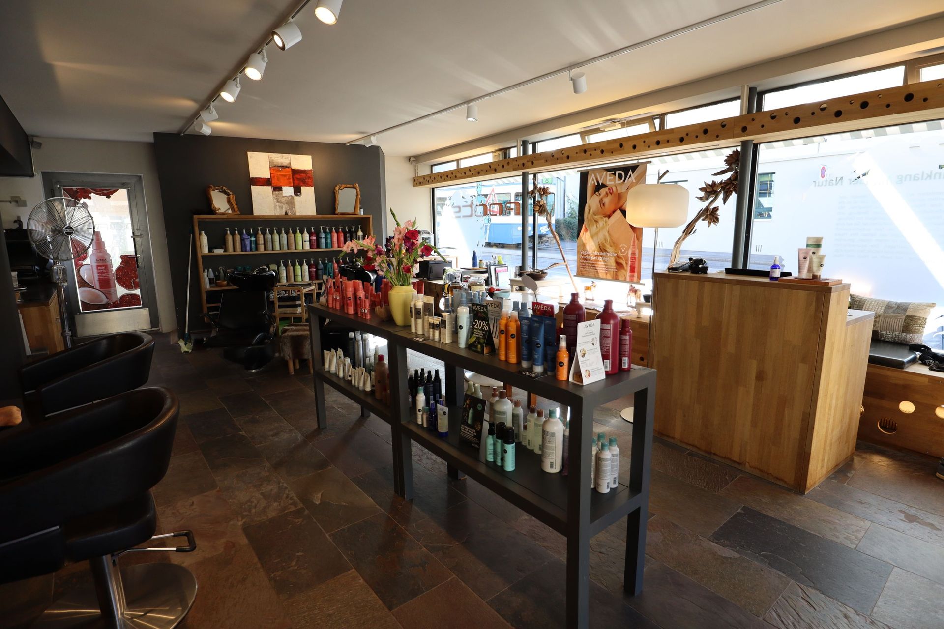 Coiffeurgeschäft | Roots Hair & Lifestyle | 8032 Zürich