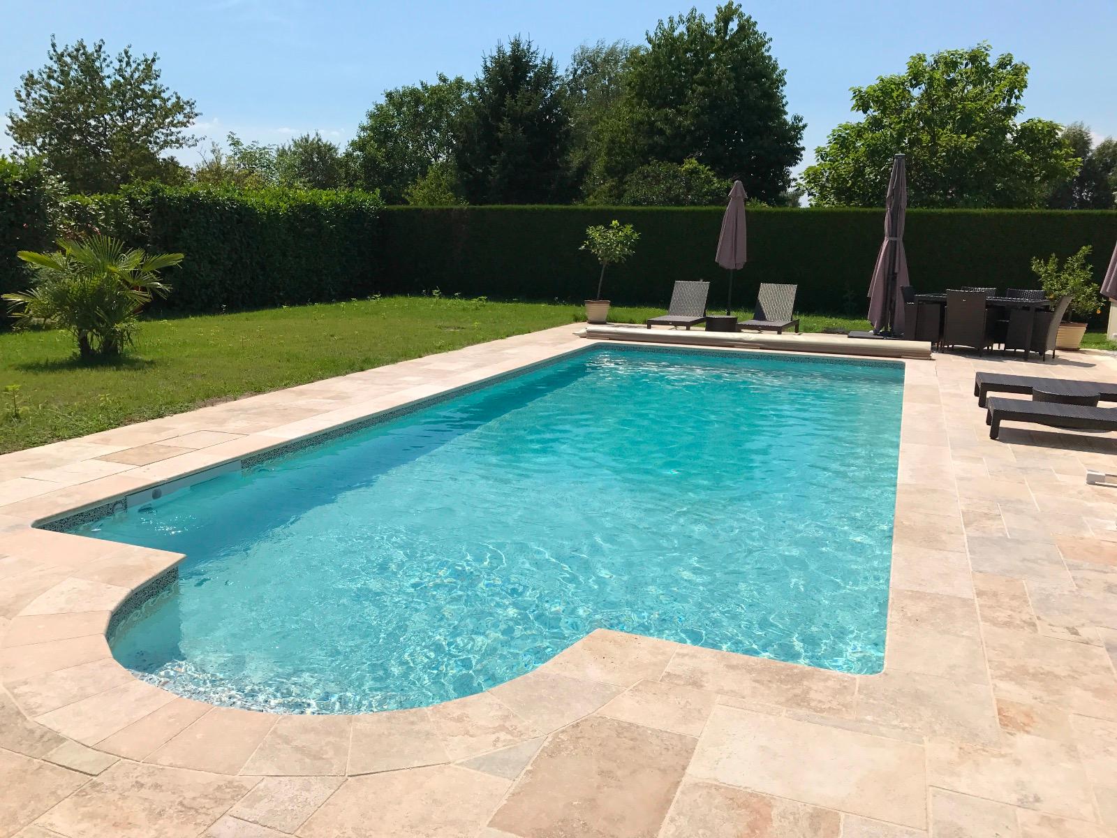 THUILLIER PAYSAGE - distributeur de Piscines à Amilly
