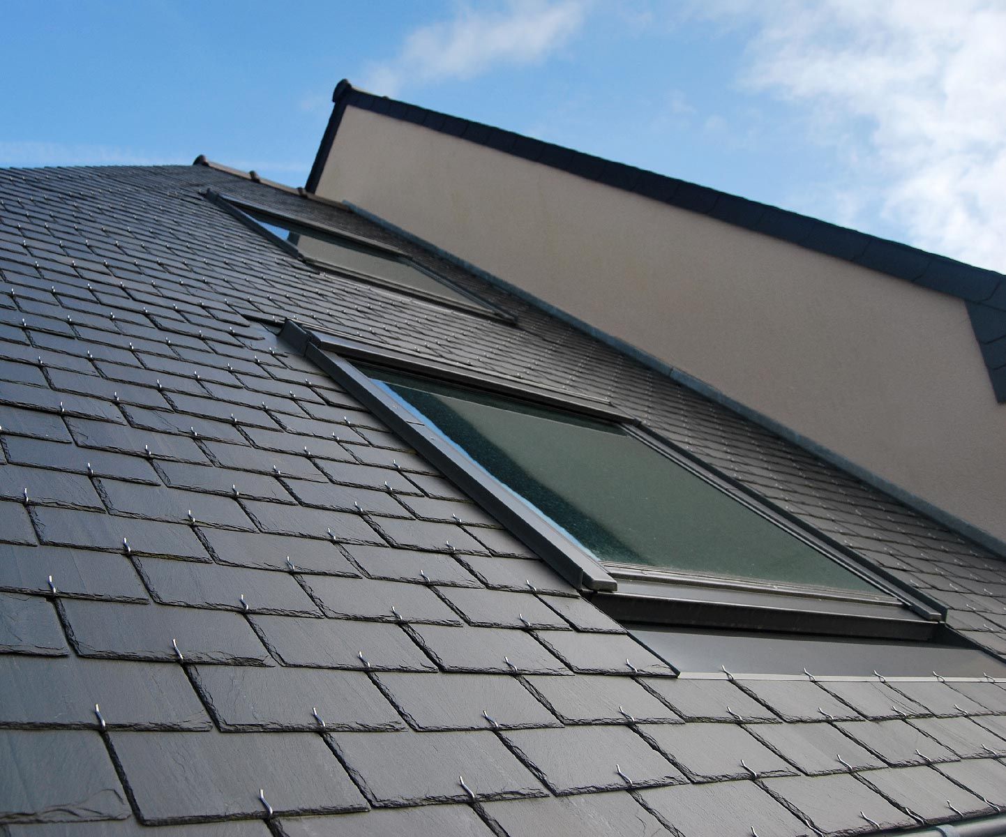 Riva Couverture - Couvreurs-zingueurs dans la ville de Caen