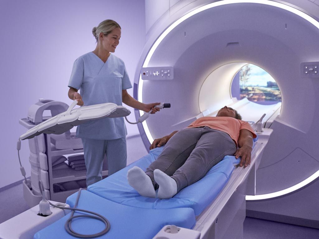 Un examen IRM par ondes de radiofréquence à Monaco