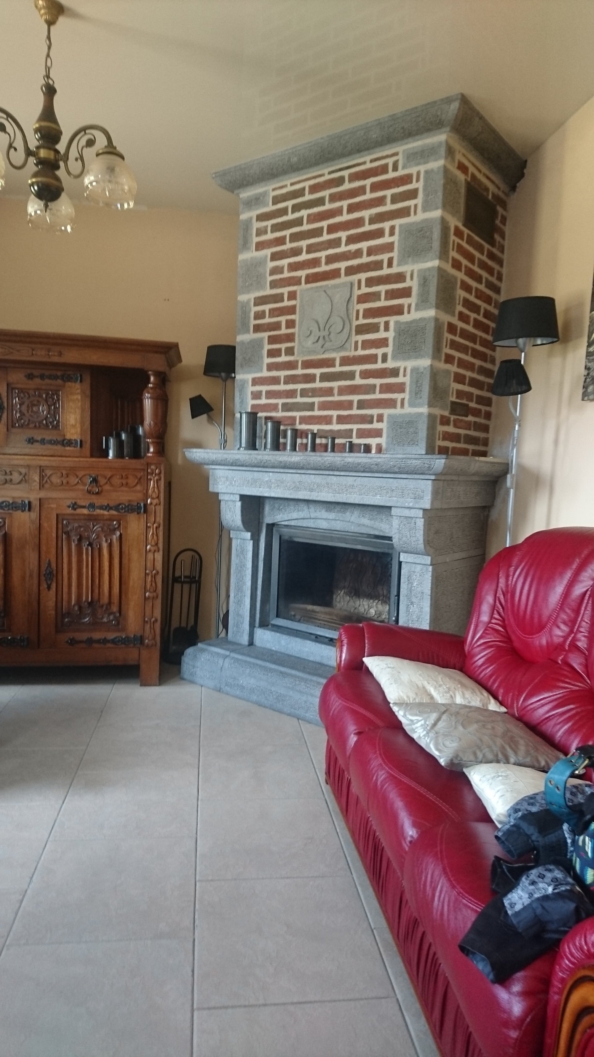 Réalisations de réfection plafonds avec cheminées Saint-Quentin