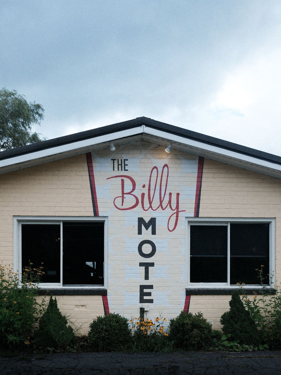 Home [thebillymotel.guestywebsites.com]