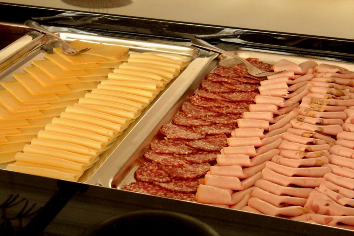 Breakfast, lunch, dinner – Hotel Weisses Kreuz in Interlaken