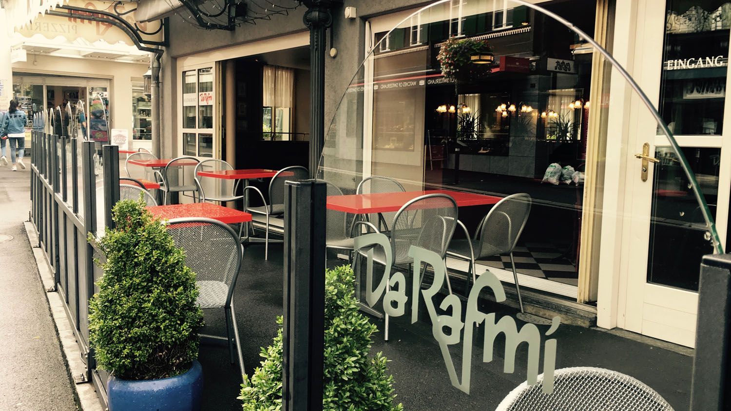 Breakfast, lunch, dinner – Hotel Weisses Kreuz in Interlaken