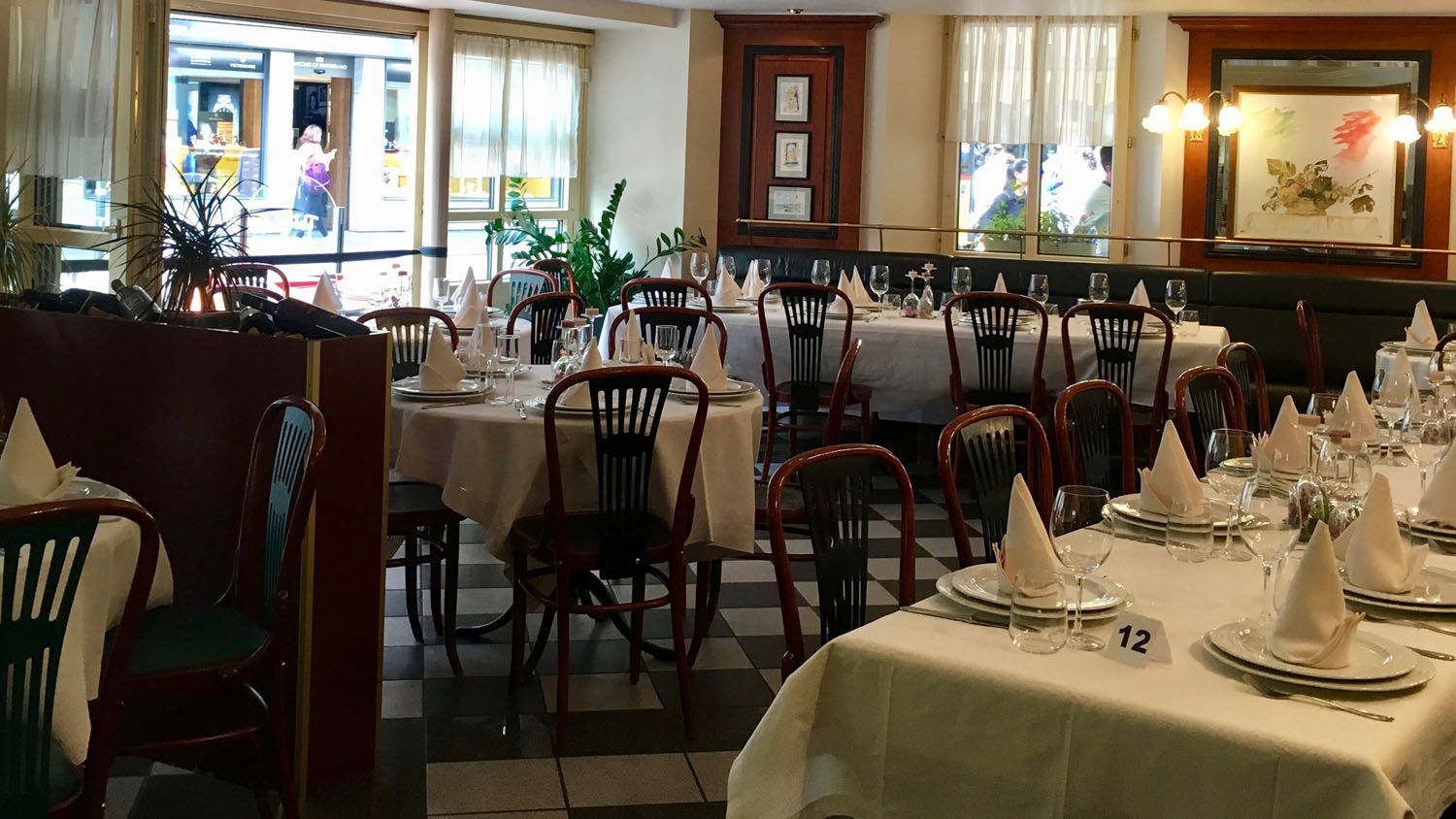Breakfast, lunch, dinner – Hotel Weisses Kreuz in Interlaken