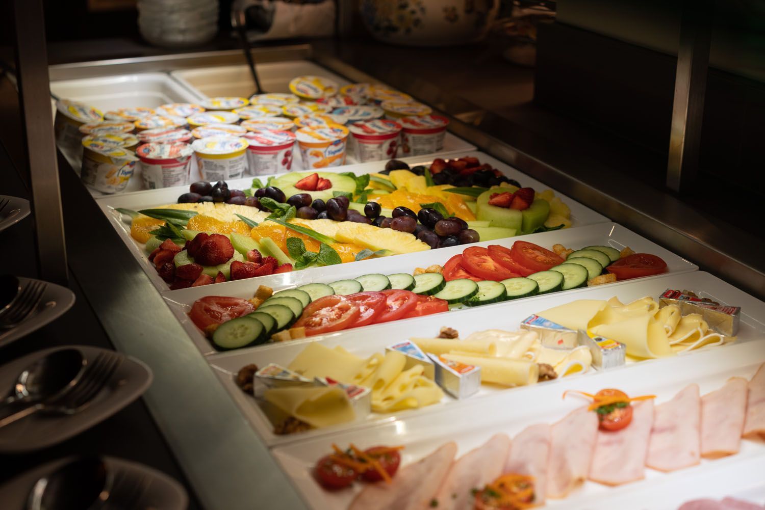 Breakfast, lunch, dinner – Hotel Weisses Kreuz in Interlaken