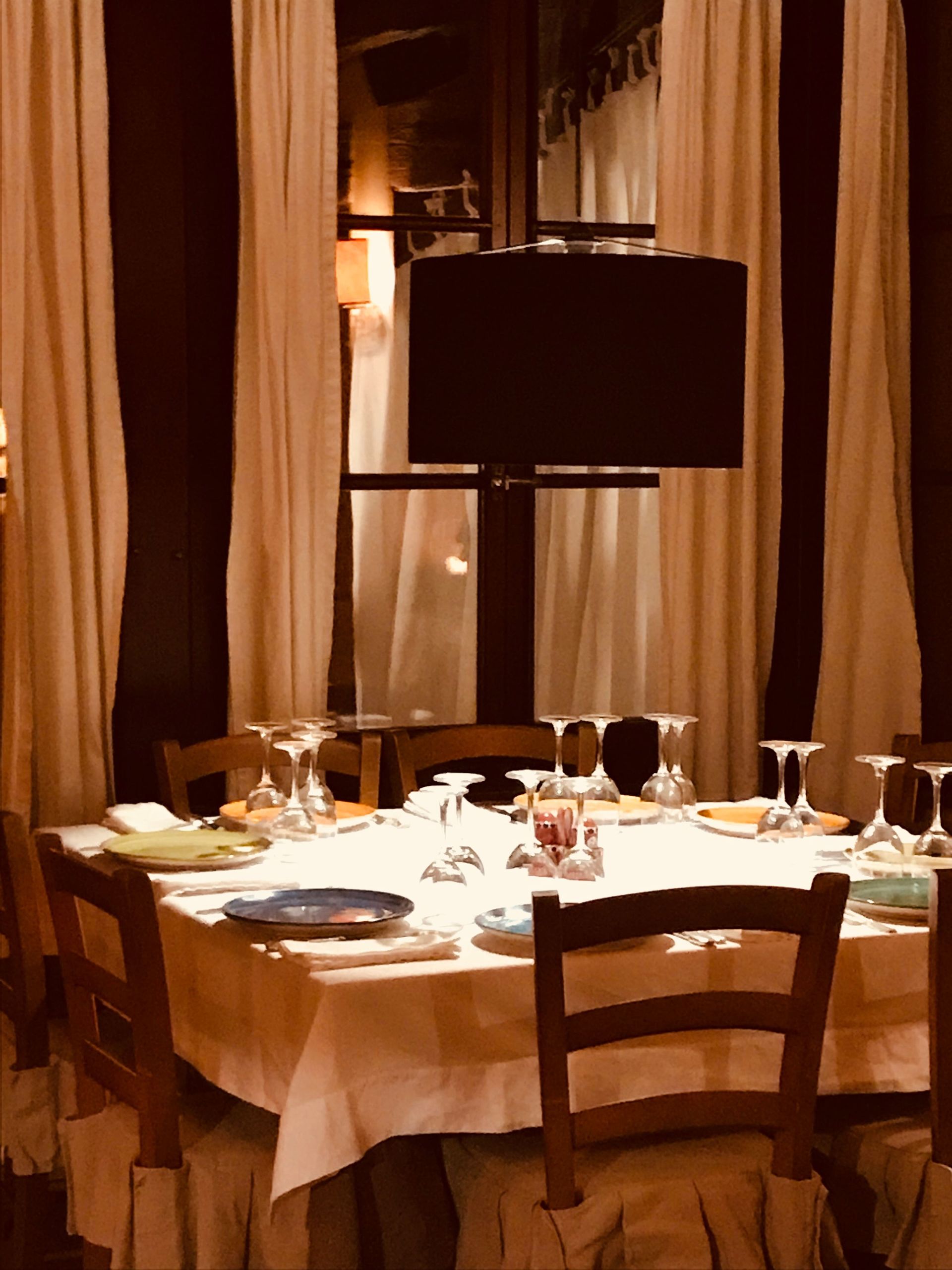 Découvrez les photos de la salle du restaurant et de la terrasse d'Il ...