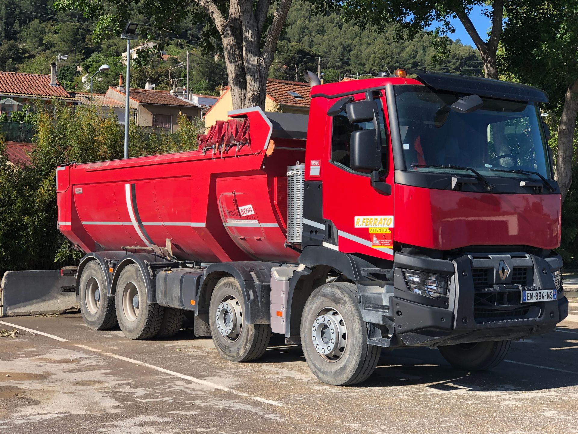 Location de camions - Bouches-du-Rhône - R.Ferrato