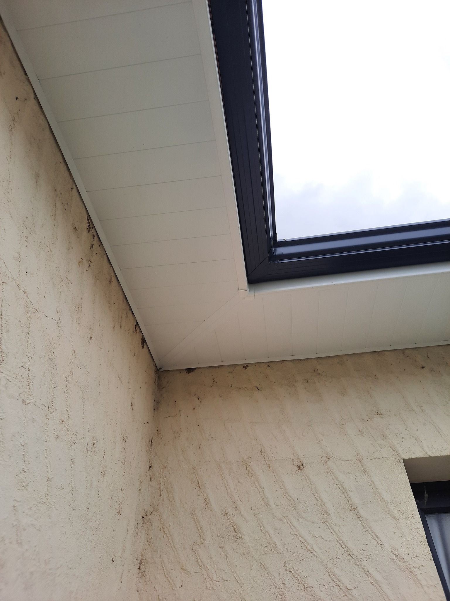 Pose de sous-faces de toiture en aluminium : Contactez-nous