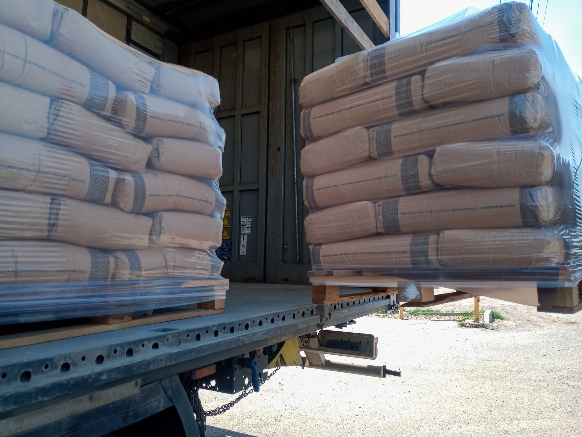 Sacs de ciment prêts à l'emploi à Gaillac et ses alentours