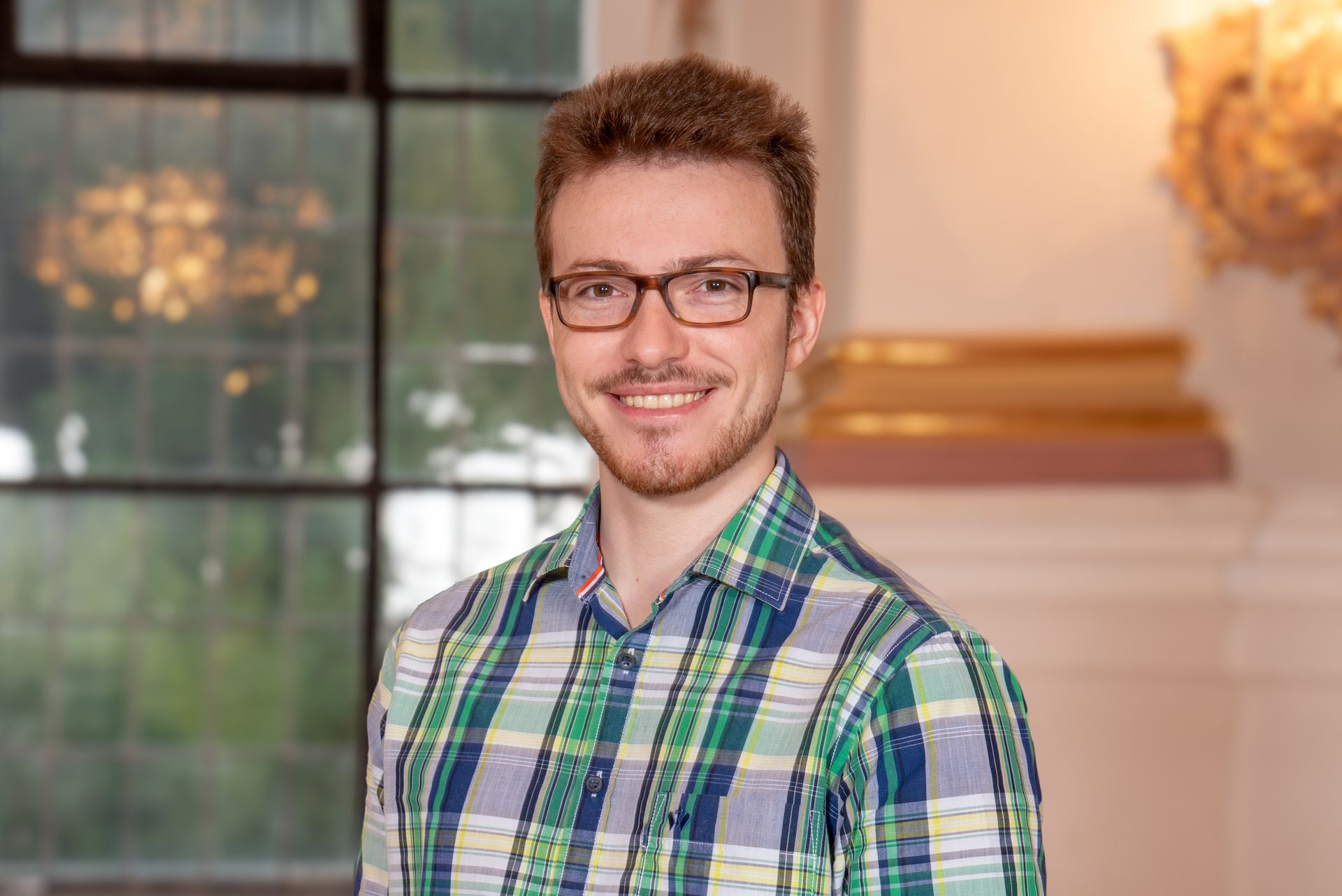 Erfahrene Pädagogen: Das Lehrerkollegium des Gymnasiums