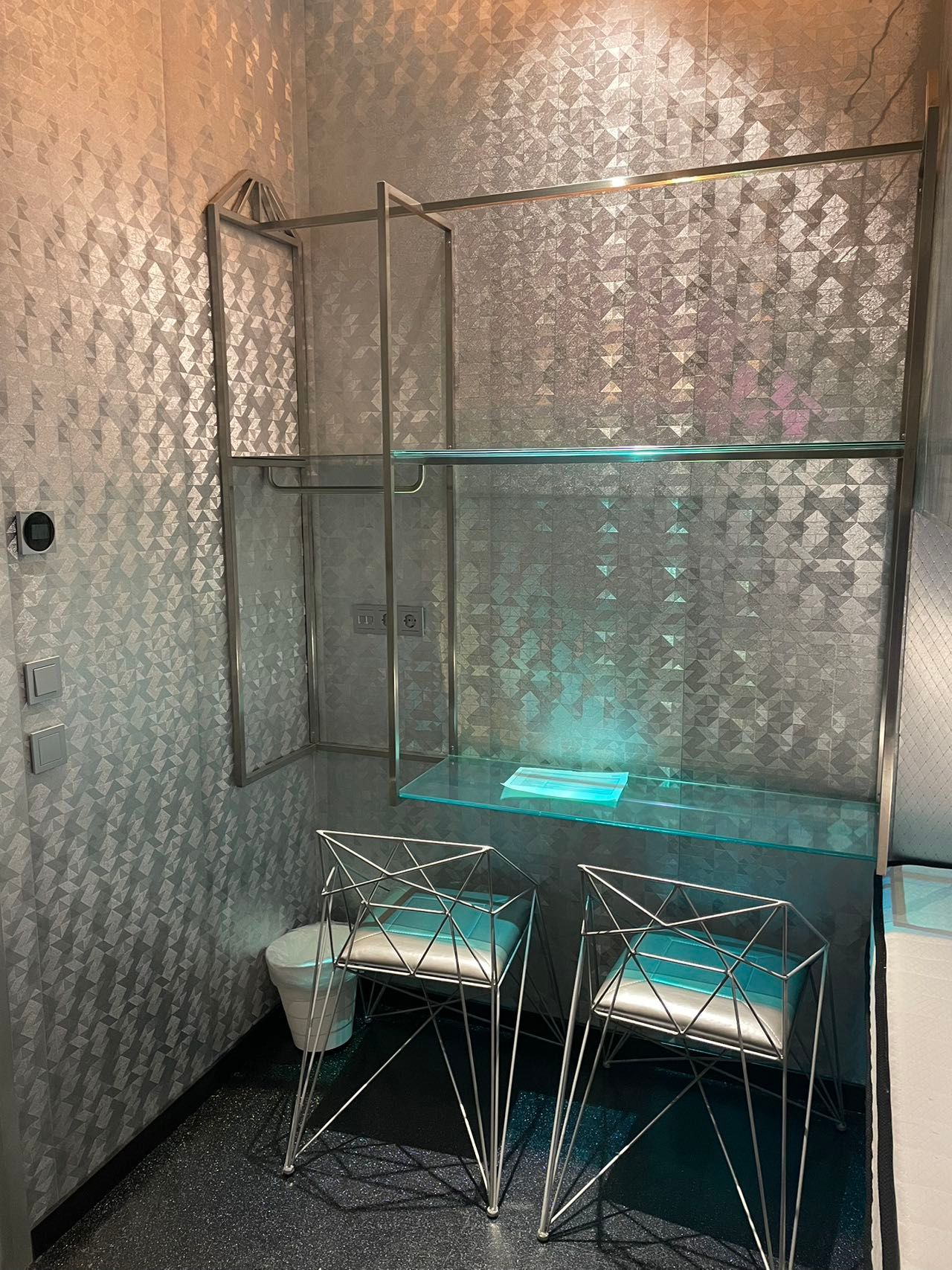 Hotel - Diamond Capsule Hotel | Amsterdam