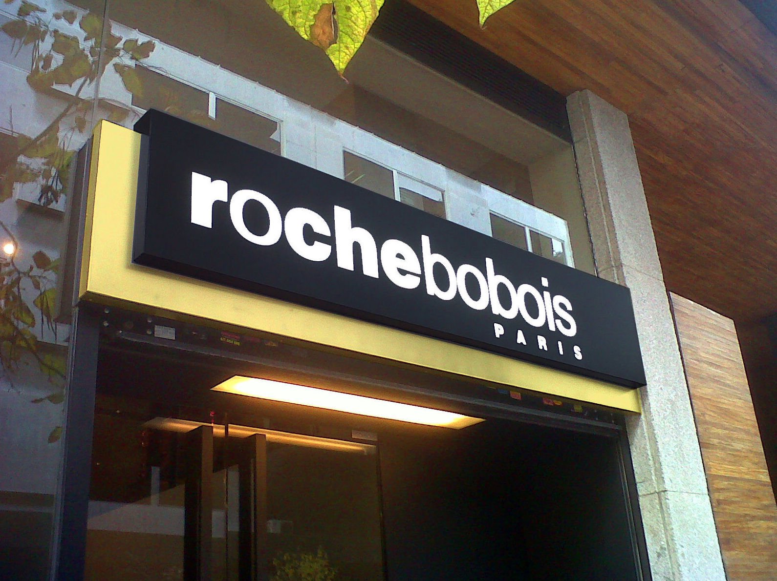 Rótulos luminosos en Madrid | Fabriluz