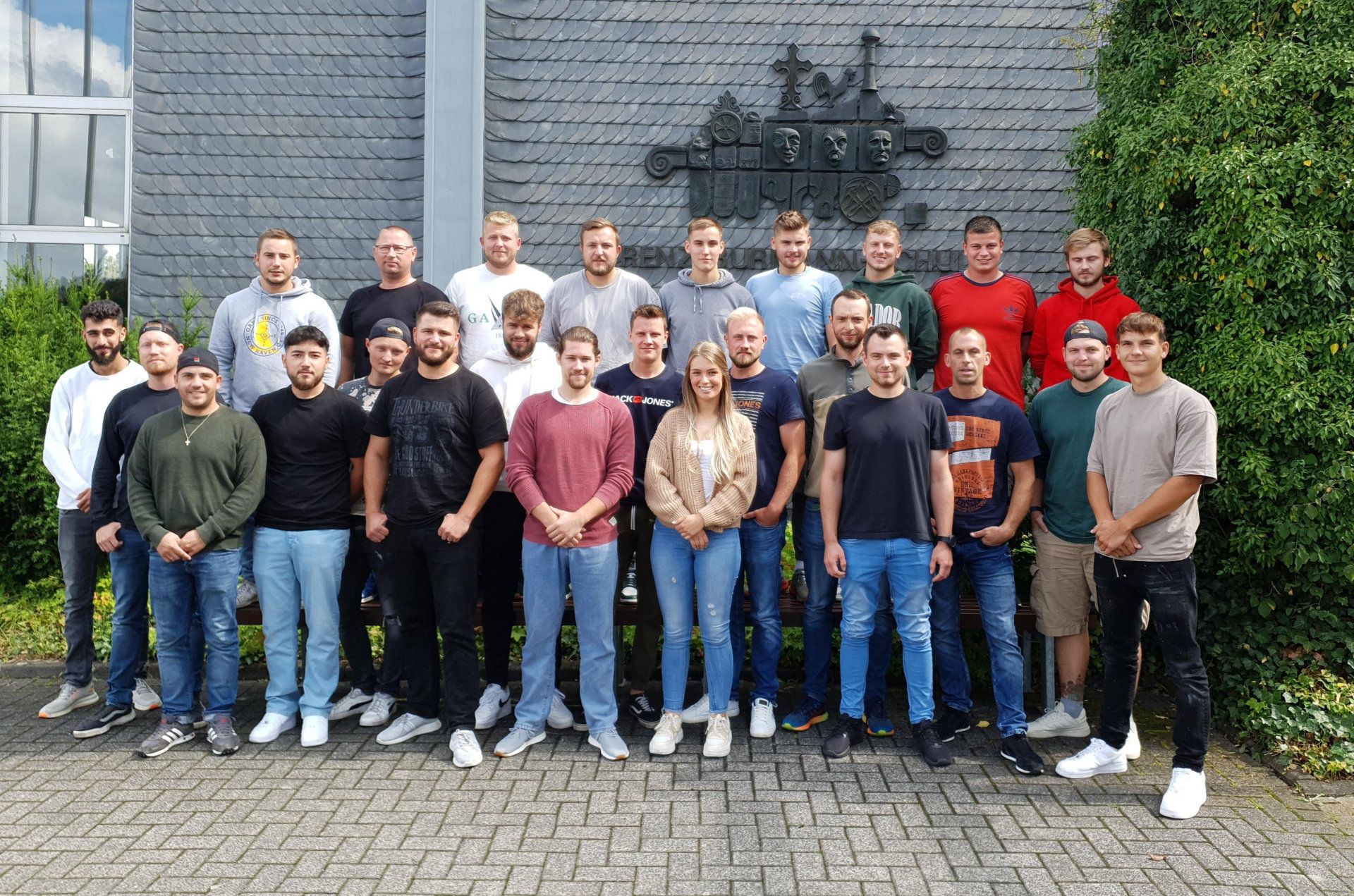 Aktuelle Nachrichten und Ehemaligentreffen | Dachdeckerfachschule