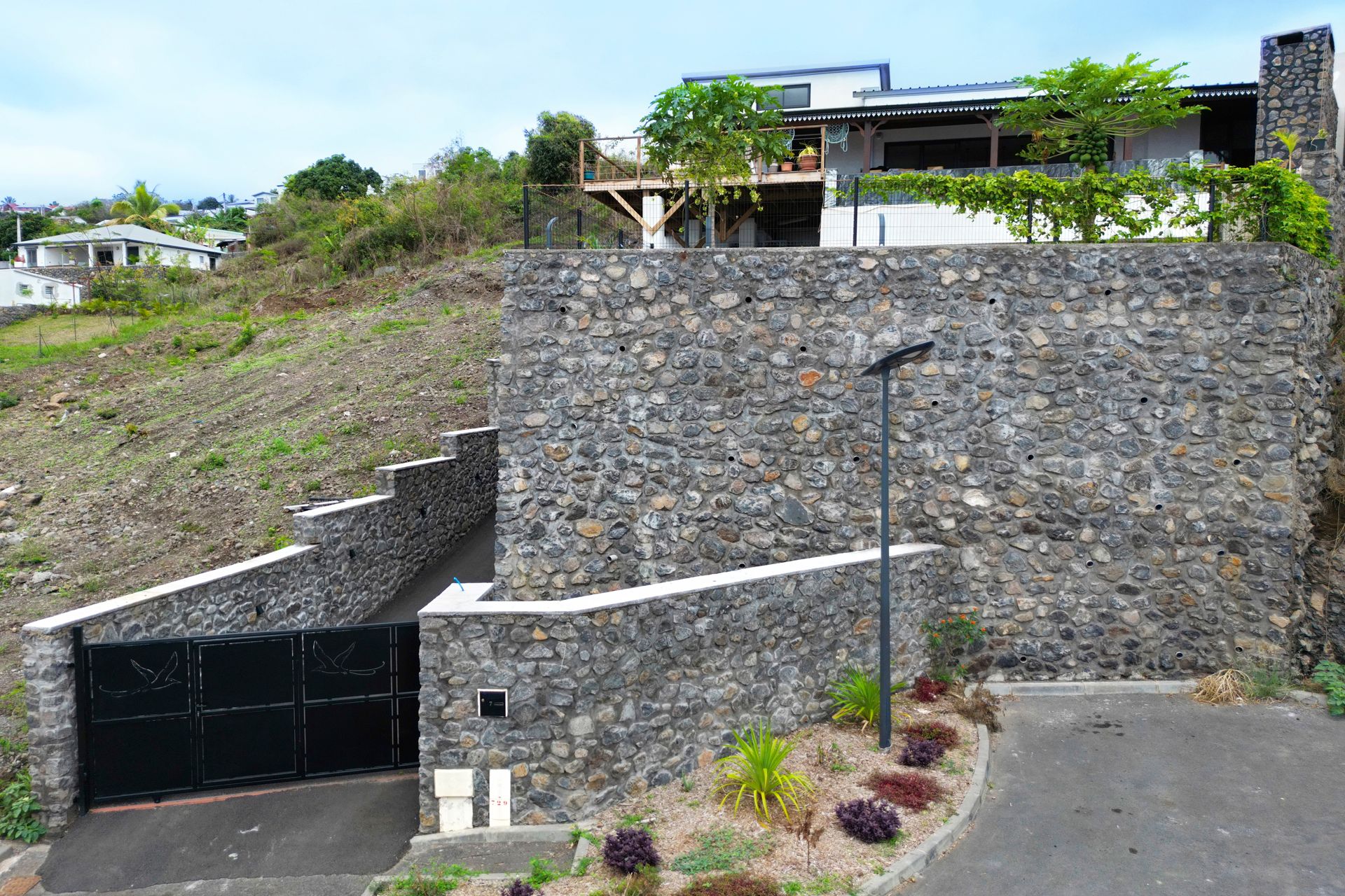 Moellonnage à La Possession : transport, maçonnerie, gabion…